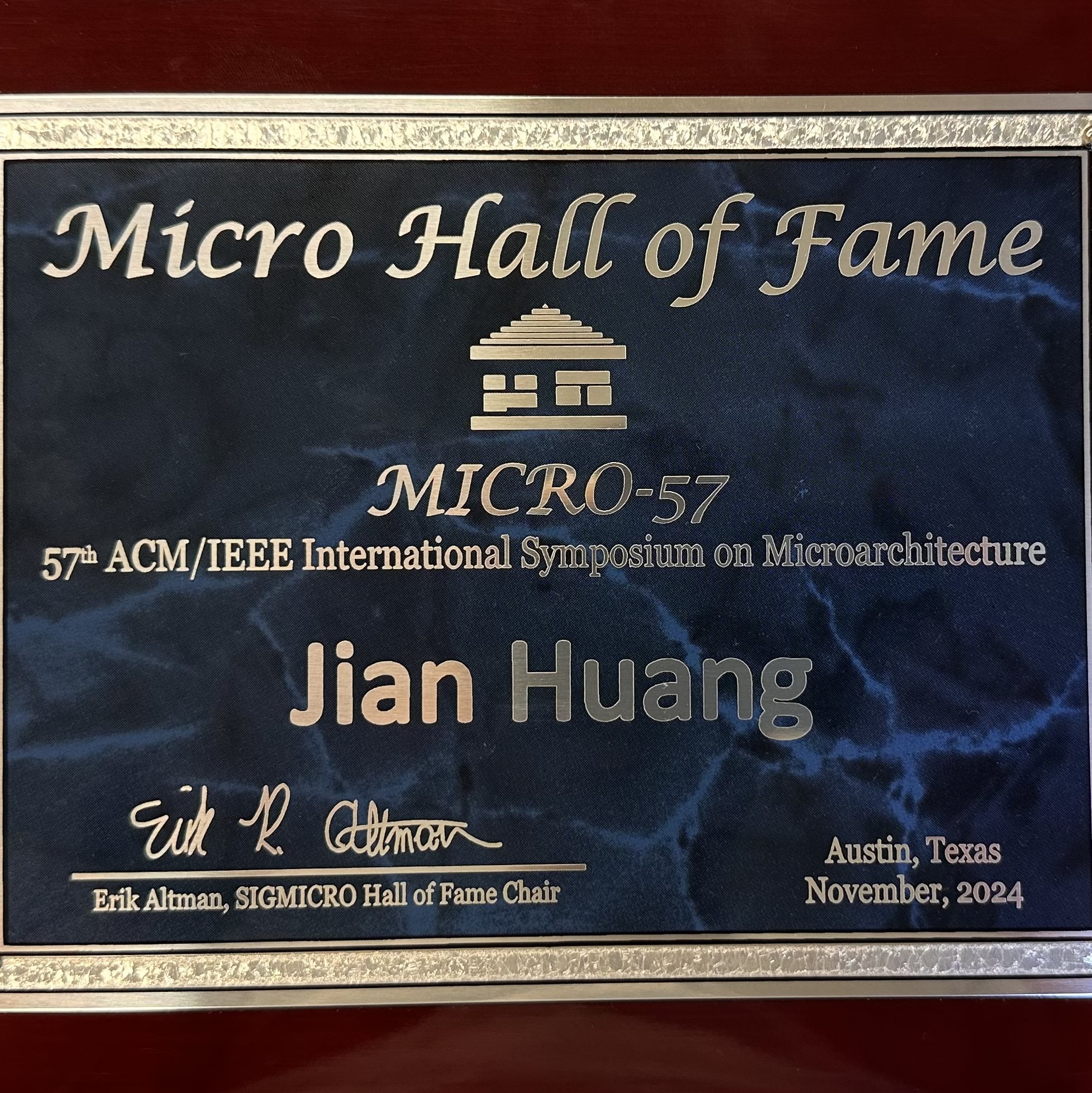 Jian Huang inducted into MICRO Hall of Fame | Electrical & Computer Engineering | Illinois