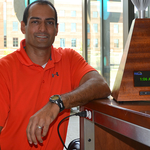 ECE alumnus has a bright idea: a next generation lamp | Electrical & Computer Engineering | Illinois